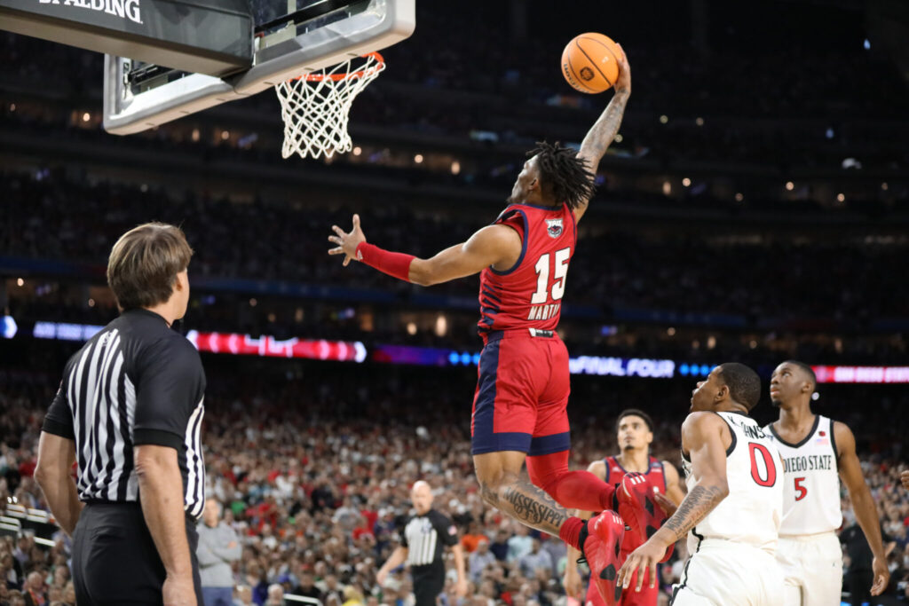 Johnell Davis, Alijah Martin return to FAU - New Era Prep