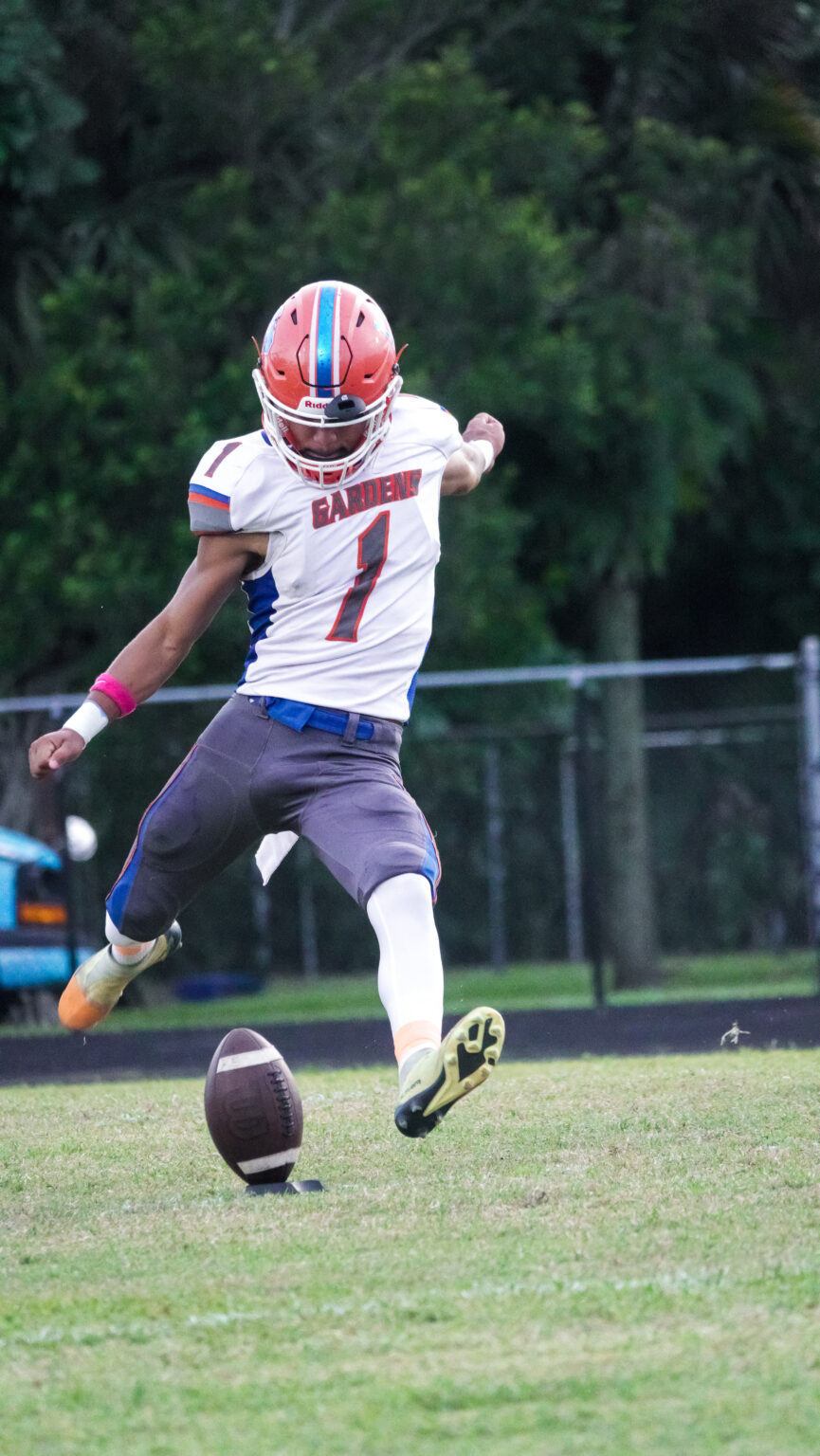 561 Special Teams Player of Week 8: Gavin Newby, K Gardens - New Era Prep